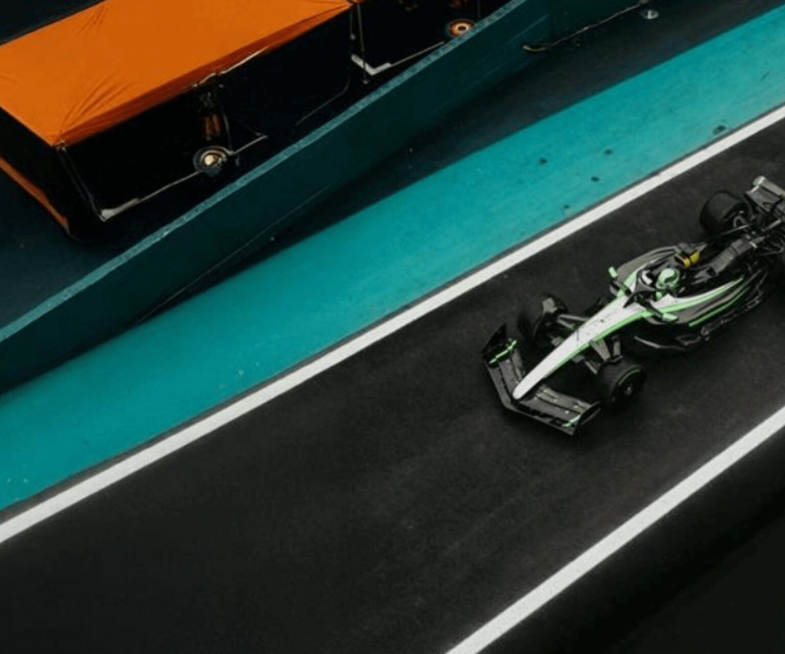 Formula 1’s Sustainability Race – Challenges & Innovations